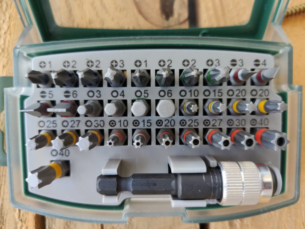 סט ביטים 32 חלקים עם מוביל מבית בוש Bosch X-Line + סקירת וידאו » כלי ...